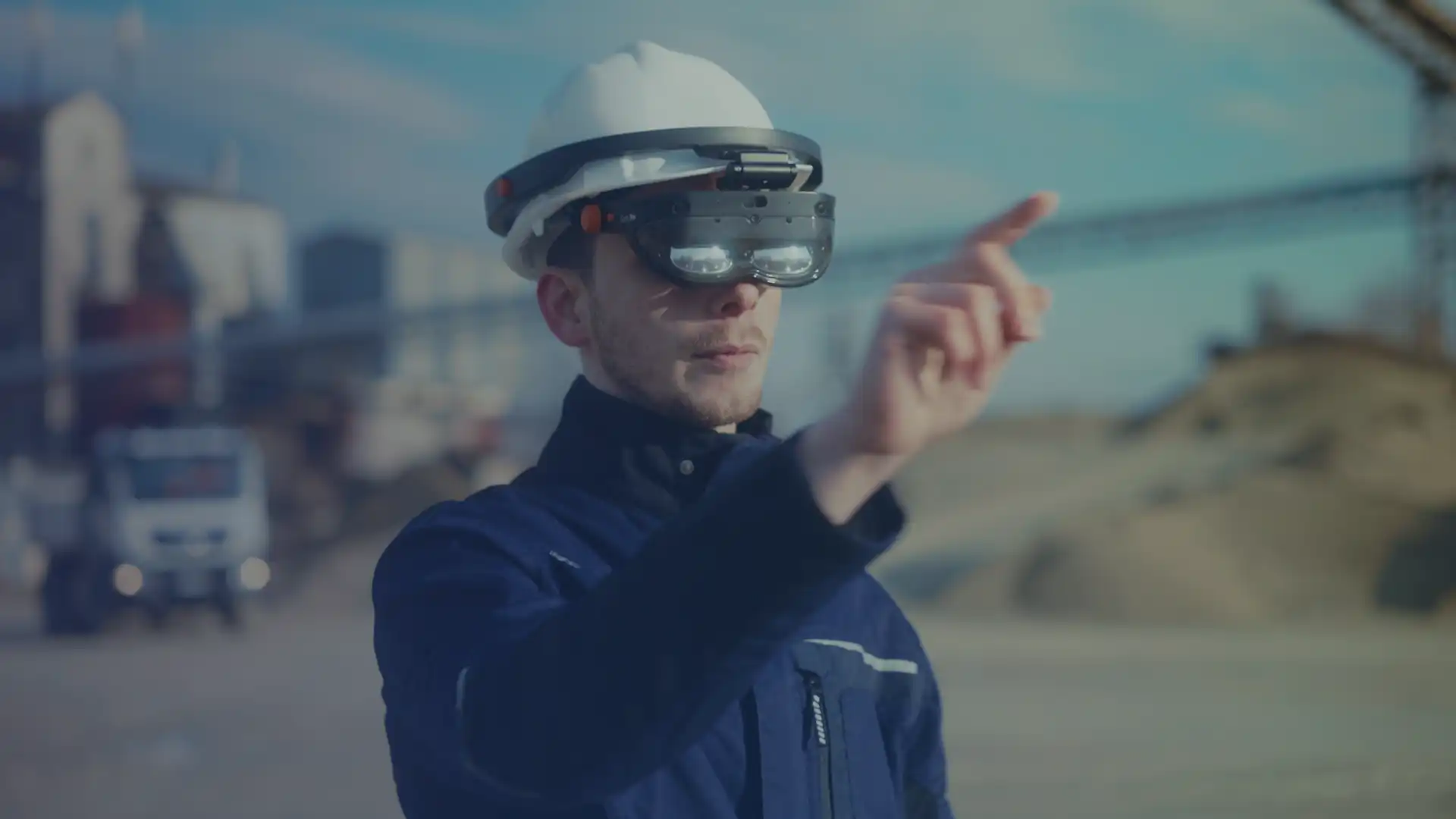 New-look Durable XR Smart Glasses Developed for Remote Site Support